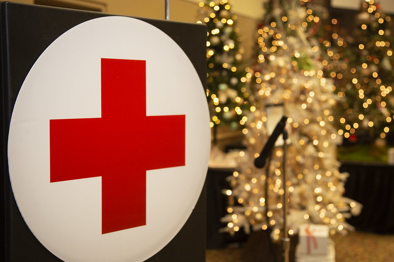Trees, Wreaths, and a Blimp | NOHredcross