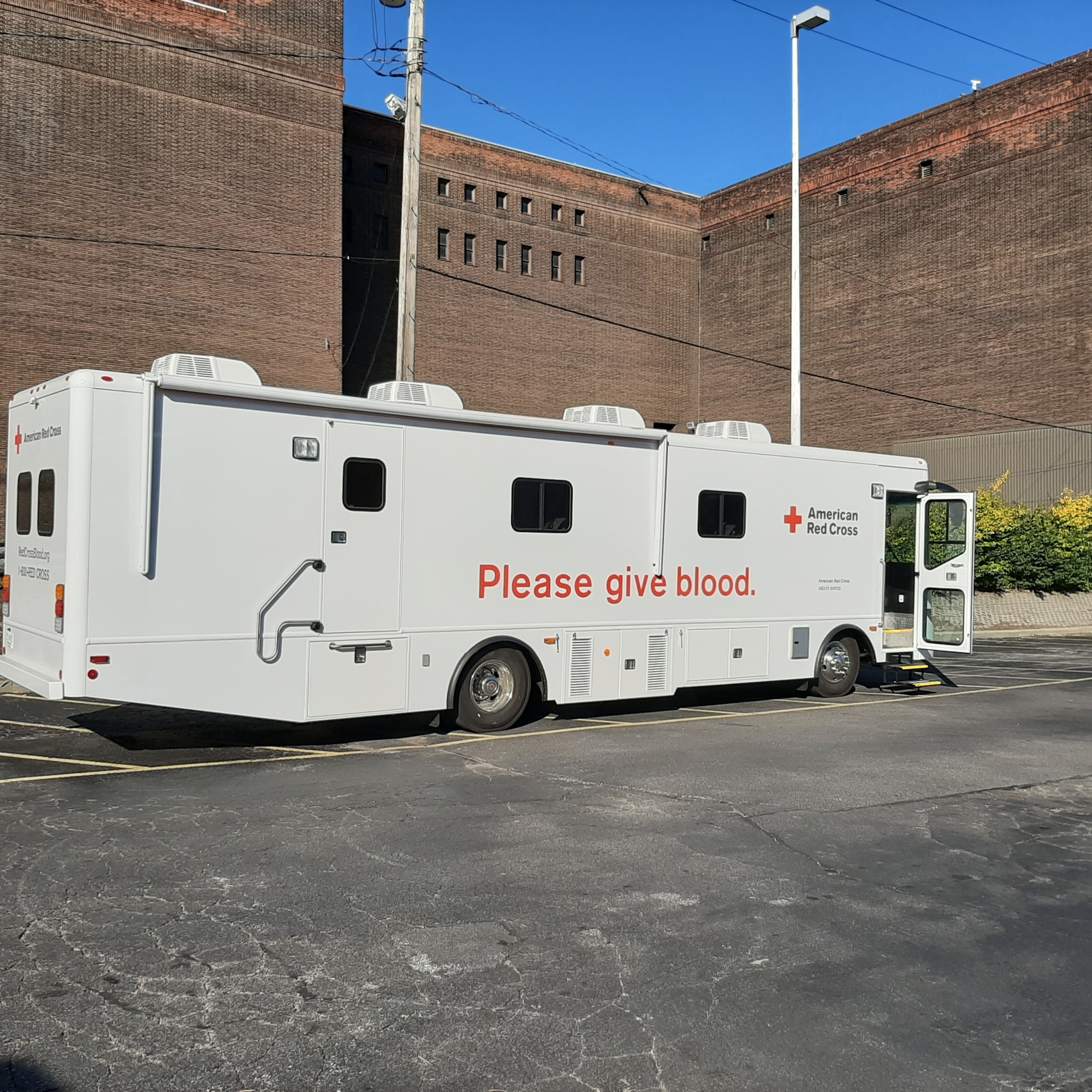 Mobile Blood Drives | NOHredcross